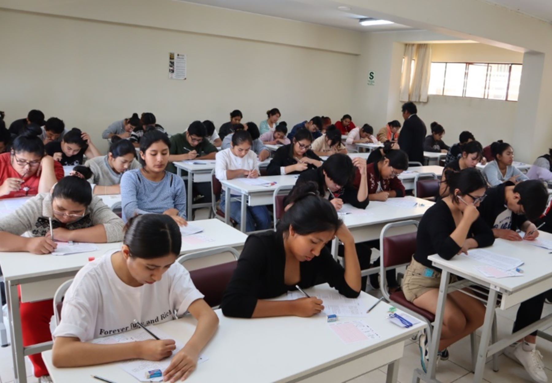 1,129 vacantes ofrecen la UNSA en examen admisión 2026 en primera fase ...